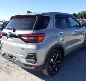 2022 Toyota Raize Z Hybrid - Grey - Escape Marketing Ltd.